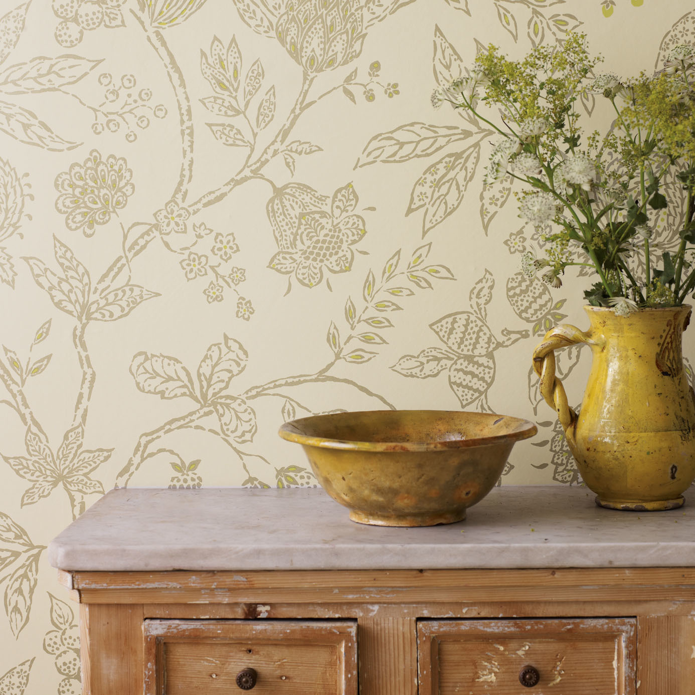 Solaine Calico/Russet Wallpaper | Sanderson by Sanderson Design